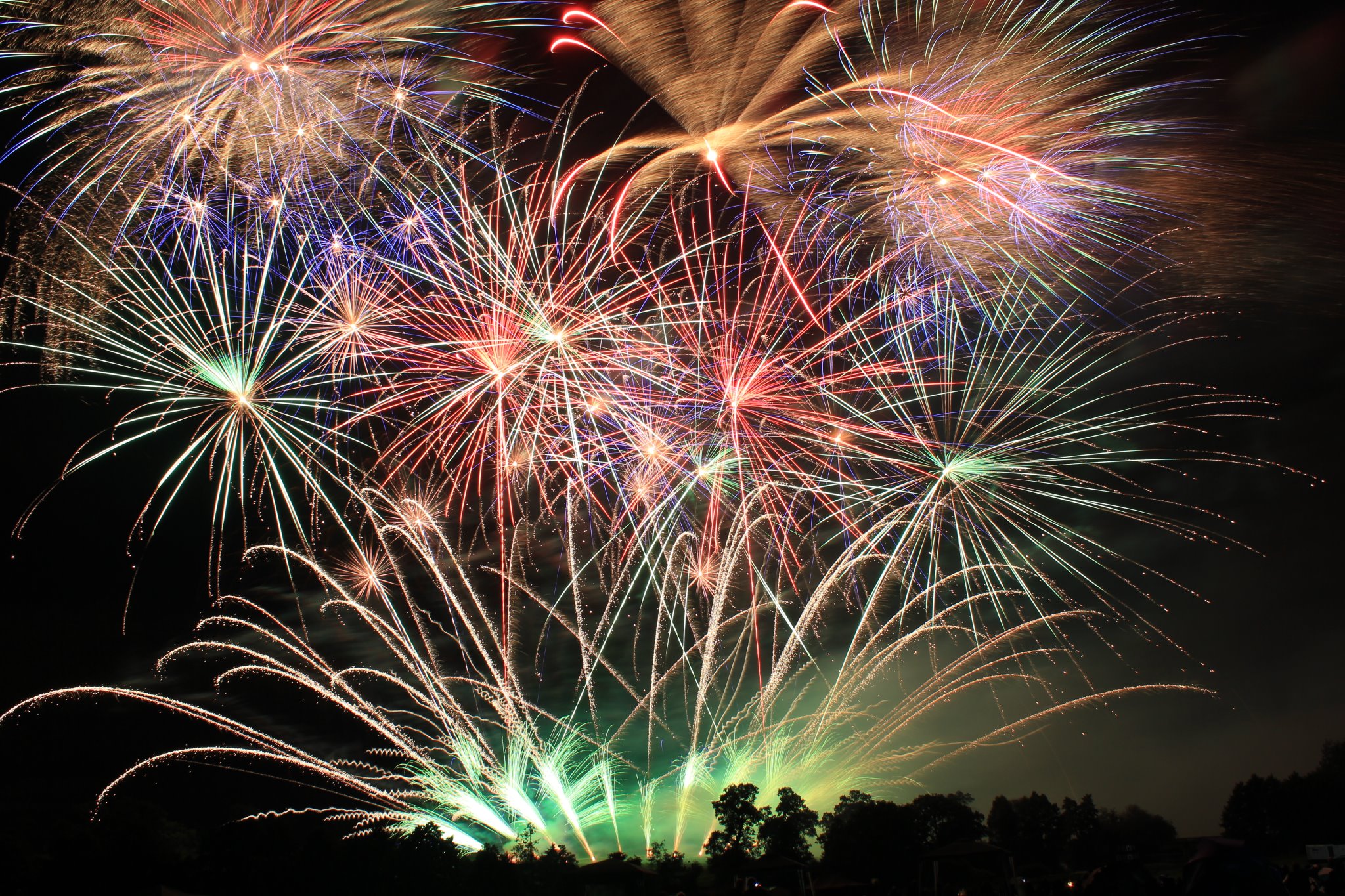 Laser Show - MLE Pyrotechnics